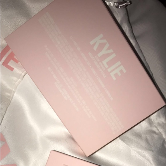 Kylie Cosmetics | Makeup | Limited Edition Mini Velvets Kylie Cosmetics ...