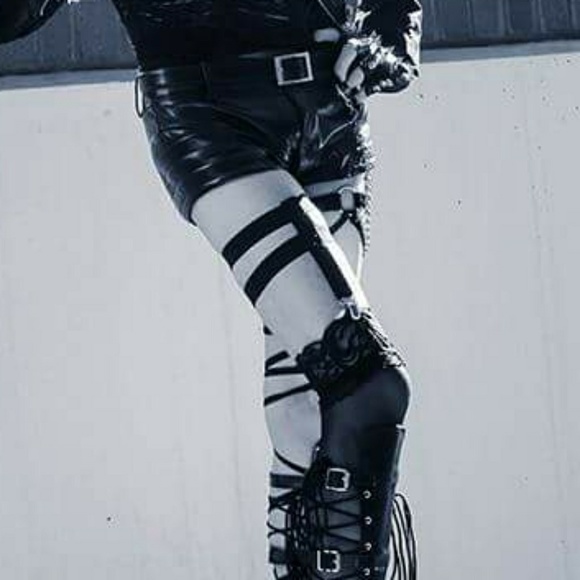 Dolls Kill | Accessories | Black Stretchy Double Leg Garter Strap Cute ...