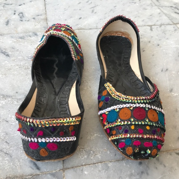 Handmade | Shoes | Women Khusa Indian Ethnic Black Juti Mojari Sandal ...