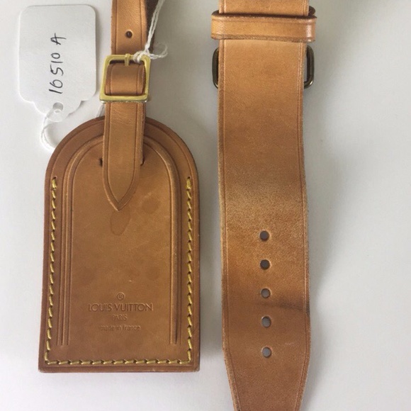 Louis Vuitton | Accessories | Louis Vuitton Name Tag With Poignant 510 ...