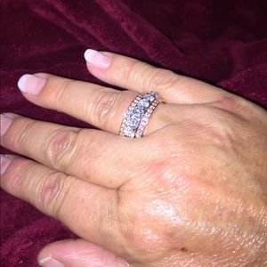 Bella Luce | Jewelry | White Pink Diamond Simu In Platineve Rose Gld ...