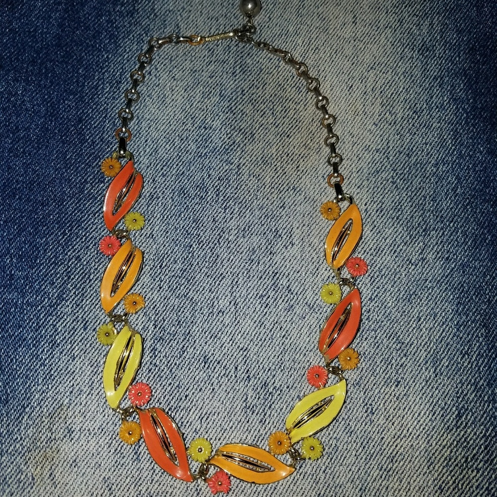 Lisner necklace - Gem