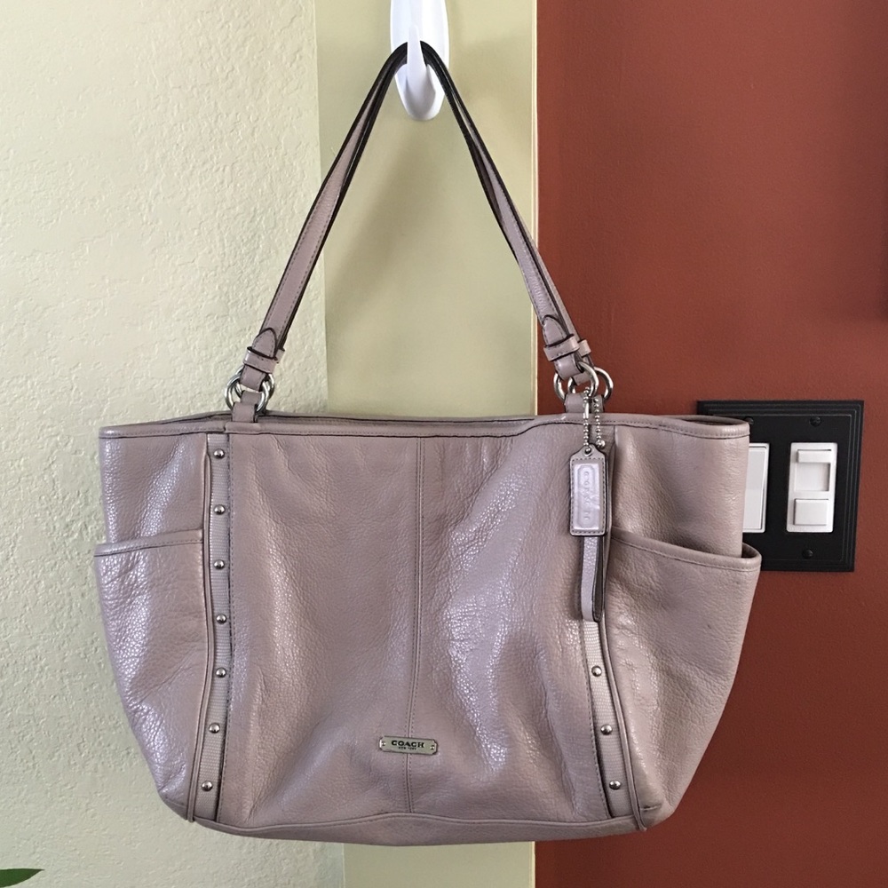 Coach Authentic Large Tote Purse - Gem