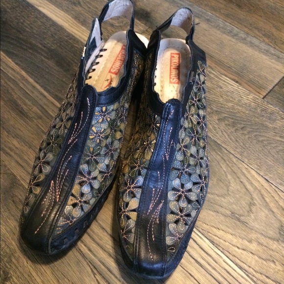 PIKOLINOS | Shoes | Pikolinos Floral Leather Clog | Poshmark