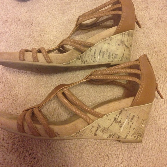 dexflex comfort | Shoes | Brown Wedges | Poshmark