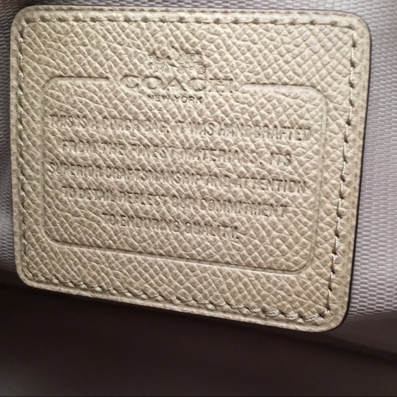 Coach | Bags | Coach 33995 Crossbody Carryall Crossgrain Leather | Poshmark