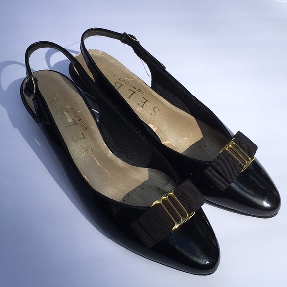 Selby | Shoes | Selby Comfort Flex Patent Leather Black Bow Gold | Poshmark