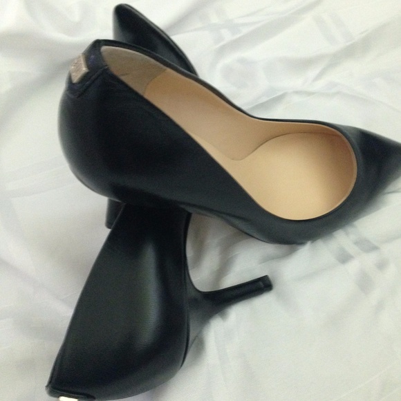 Ivanka Trump | Shoes | Ivanka Trump Black Shoes | Poshmark