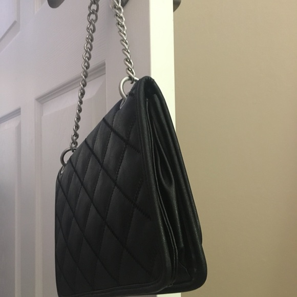 BCBGeneration | Bags | Nwt Bcbg Quilted Leather Chain Handbag | Poshmark