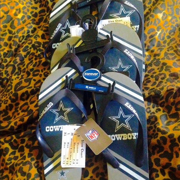 Nike | Shoes | Official Nfl Dallas Cowboy Flip Flops Nwt | Poshmark