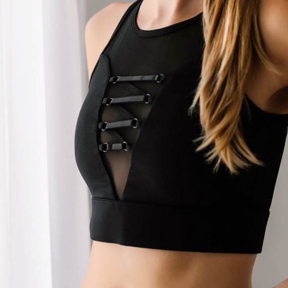11thstreet | Intimates & Sleepwear | Heights Mesh Workout Bra | Poshmark