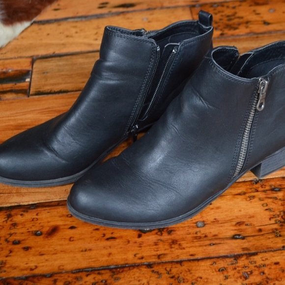 Indigo | Shoes | Black Indigo Rd Booties | Poshmark