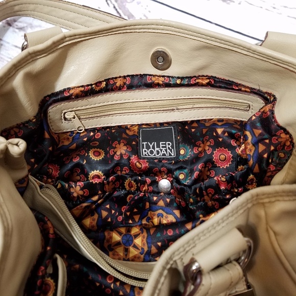 Tyler Rodan | Bags | Tyler Rodan Khaki Multipocket Shoulder Bag | Poshmark