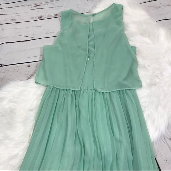 LC Lauren Conrad | Dresses | Lc Lauren Conrad Size 4 Green Chiffon ...