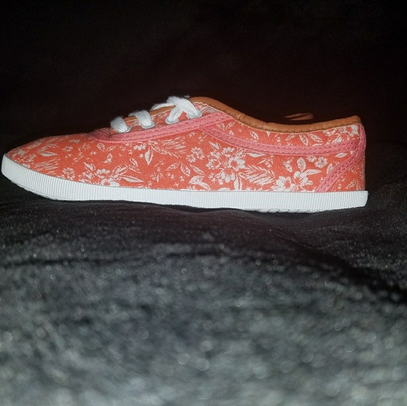 Basic Editions | Shoes | Floralprint Canvas Sneakers By Basic Editions ...