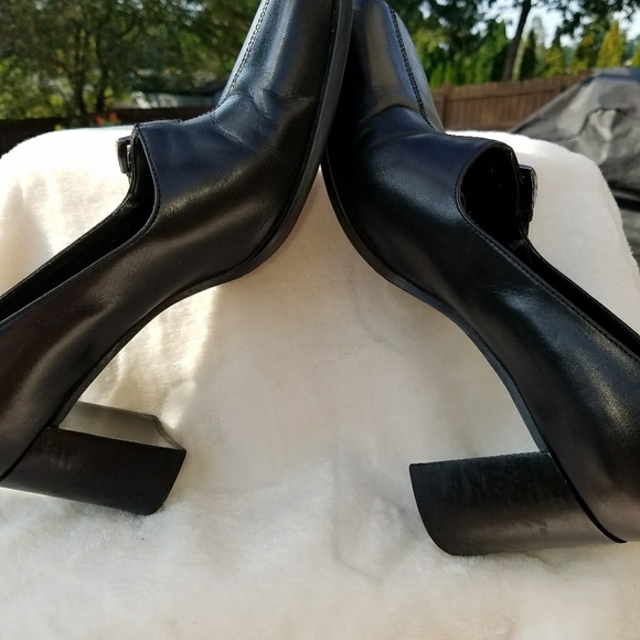 Franco Sarto | Shoes | Franco Sarto Black Chunky Heel 7 2 M | Poshmark