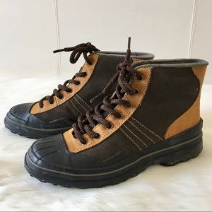 Clarks | Shoes | Clarks Leather Waterproof Muckers | Poshmark