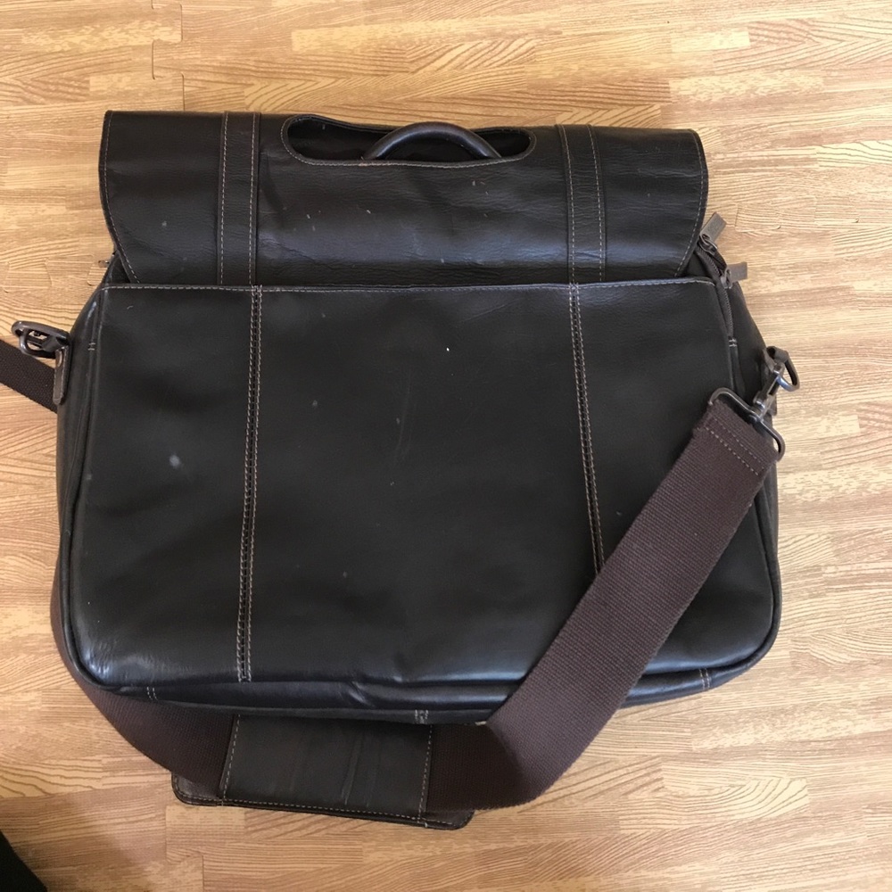 Kenneth Cole - Messenger Bag - Brown Leather - Gem