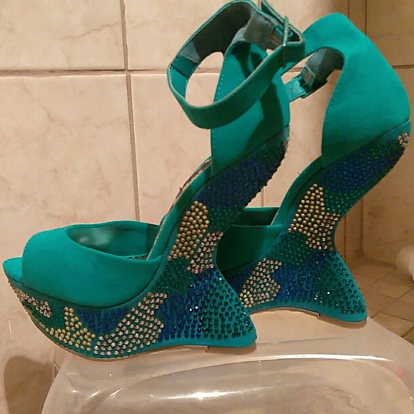 Dollhouse | Shoes | Dollhouse Rhinestone Platforms | Poshmark