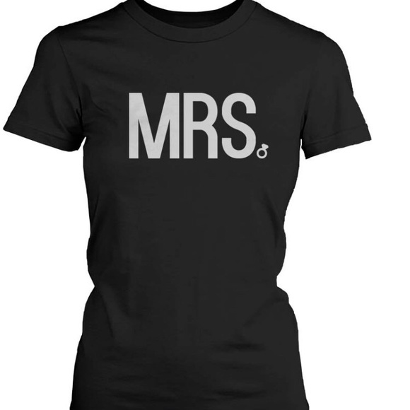 Tops | Mr Mrs Matching Couples Tshirt Nwt | Poshmark