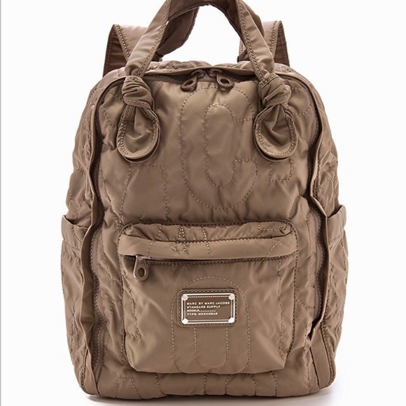 Marc Jacobs | Bags | Marc Jacobs Pretty Nylon Backpack In Quartz Grey ...