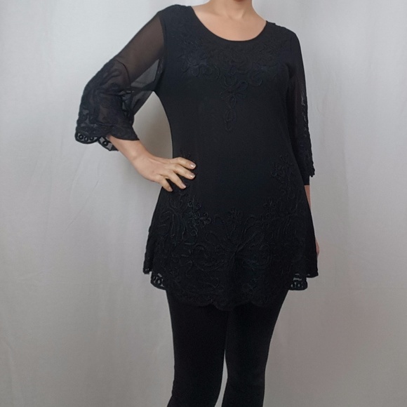 Pretty Angel | Tops | Nwt Pretty Angel Lace Embroidered Tunic Top ...