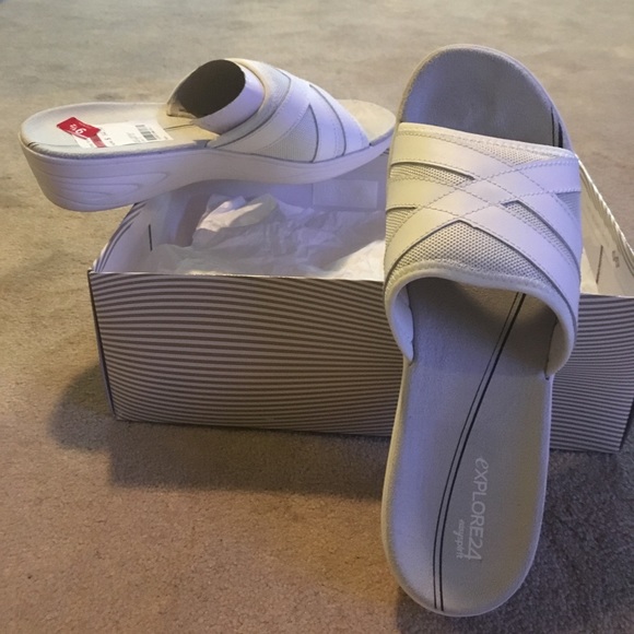Easy Spirit | Shoes | Easy Spirit Explorer 24 Mariner Wedge White ...