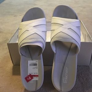 Easy Spirit | Shoes | Easy Spirit Explorer 24 Mariner Wedge White ...