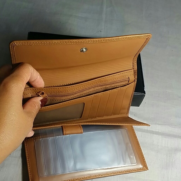 Relativity | Bags | Relativity Wallet Tan Genuine Leather 7x4 | Poshmark