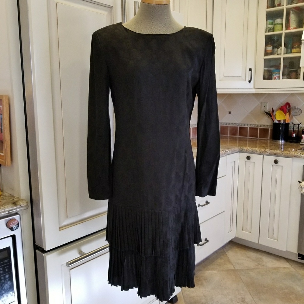 Flirty Vintage Lbd!!! - Gem