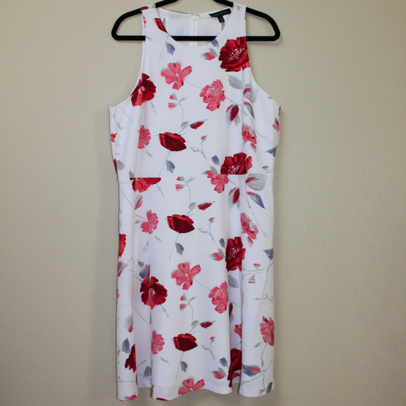 Banana Republic | Dresses | Banana Republic Floral White Racerback ...