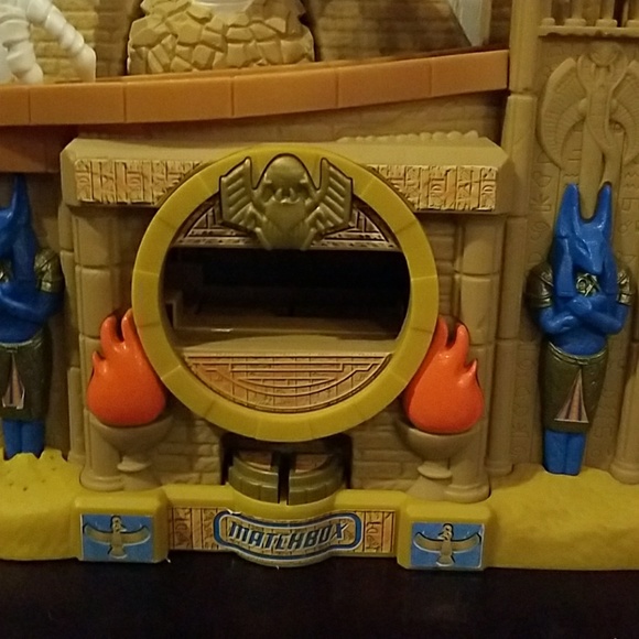 MATCHBOX | Other | Matchbox The Search For The Mummys Gold Cool Toy ...