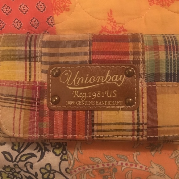 thirty-one | Bags | Wristlet Wallets 3 And Unionbay | Poshmark