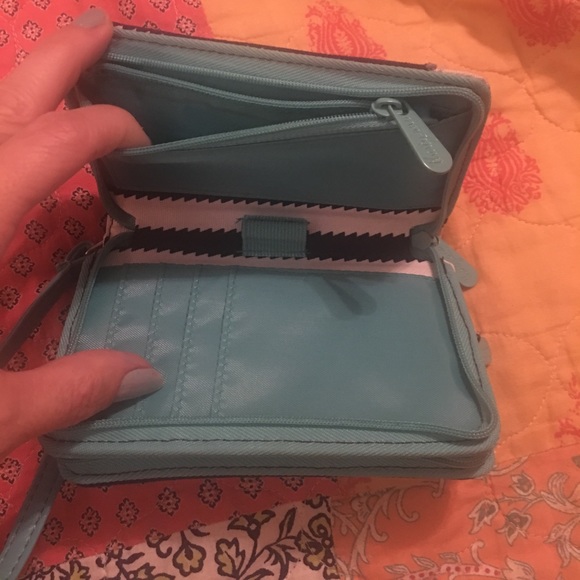 thirty-one | Bags | Wristlet Wallets 3 And Unionbay | Poshmark