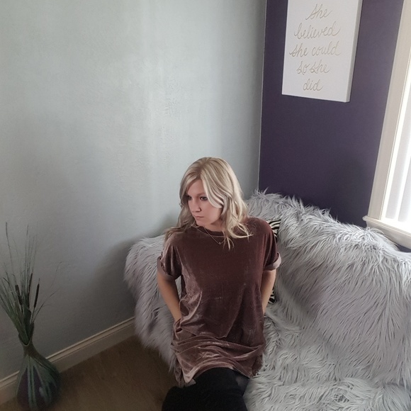 Dresses | Baylee Velvet Dress | Poshmark