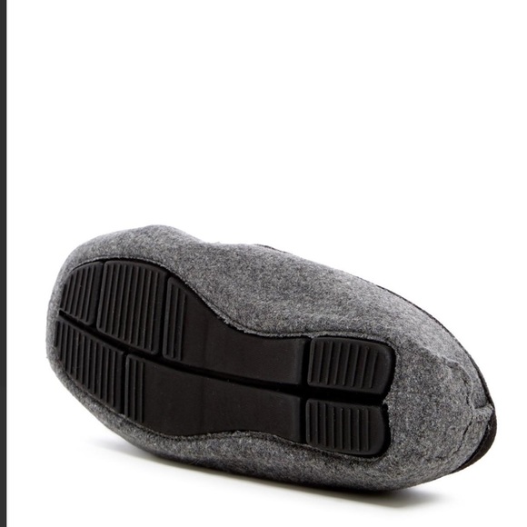 Steve Madden | Shoes | Steve Madden Gray Spire Faux Fur Lined Slipper ...