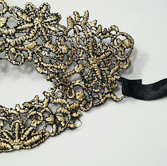 Boutique | Accessories | 7 Masquerade Party Gold Venetian Lace Mask ...