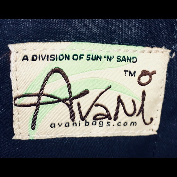 Avani by Fun in the Sun | Bags | Avsani Large Traveling Aztecs Design ...