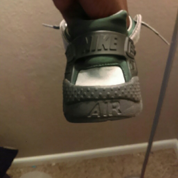 Nike | Shoes | Gucci Nike Huaraches | Poshmark
