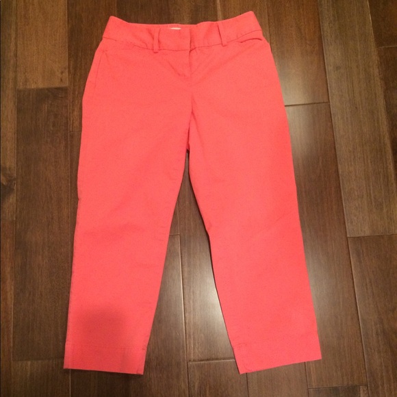 LOFT | Pants & Jumpsuits | Loft Coral Capris | Poshmark