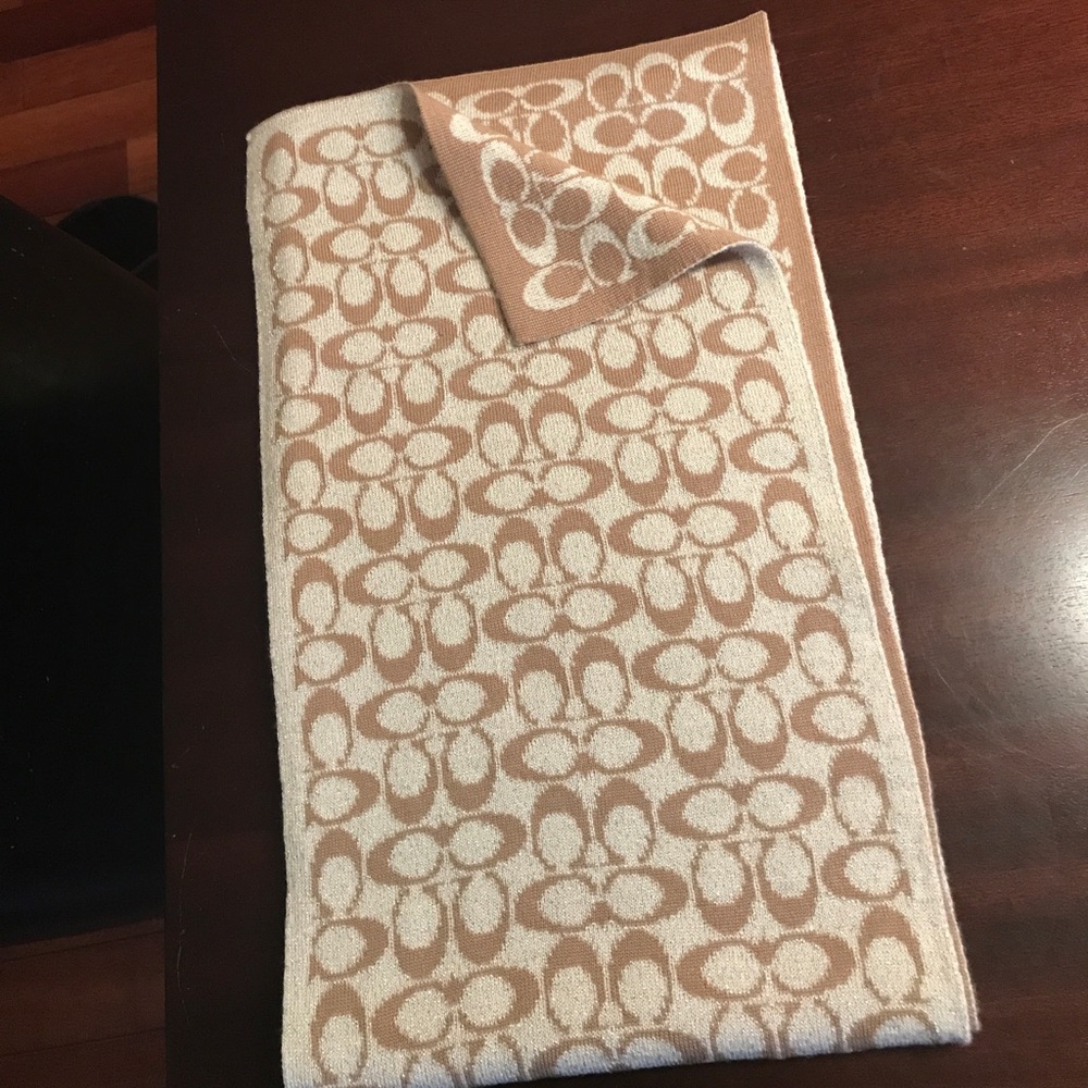 Coach Brand Scarf - Gem