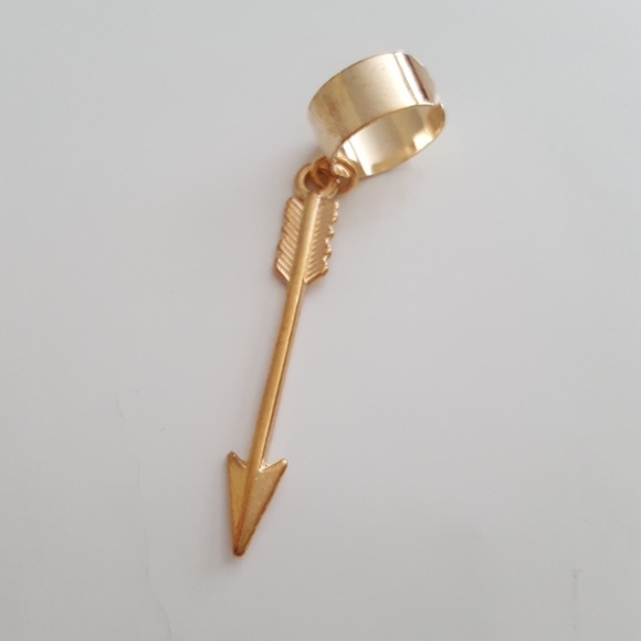 Icecreamsoda19 | Jewelry | Golden Arrow Ear Cuff | Poshmark