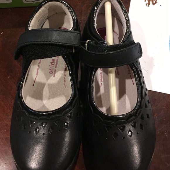 Stride Rite | Shoes | Girls Stride Ride Black Dress Shoes New Size W ...