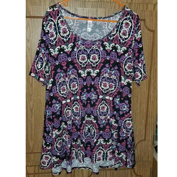 LuLaRoe | Tops | Lula Roe Perfect T | Poshmark