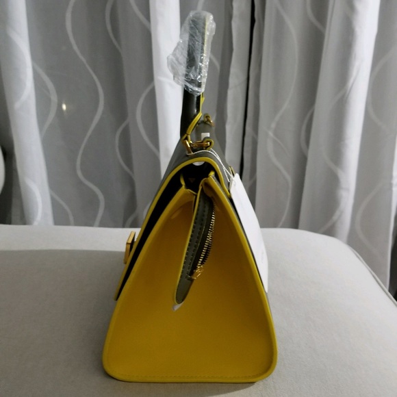 Celine | Bags | Celine Medium Size Trapeze Purse | Poshmark