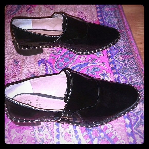 Adrianna Papell | Shoes | Adrienna Papells Chic And Sleek Beautiful ...