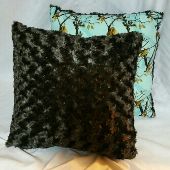 Realtree | Accessories | New Realtree Blue Camo Throw Pillows | Poshmark