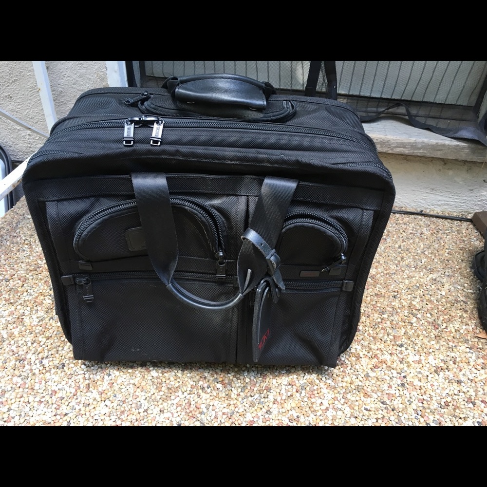 Small Tumi Roll Bag - Gem