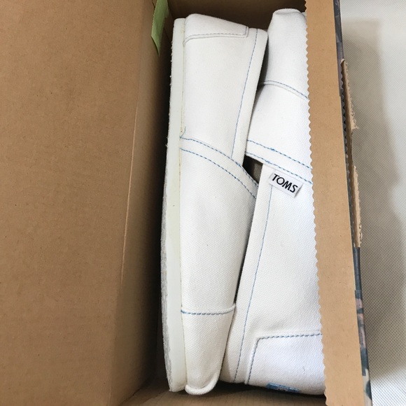 Toms | Shoes | Toms Classics White Canvas Men Shoes | Poshmark