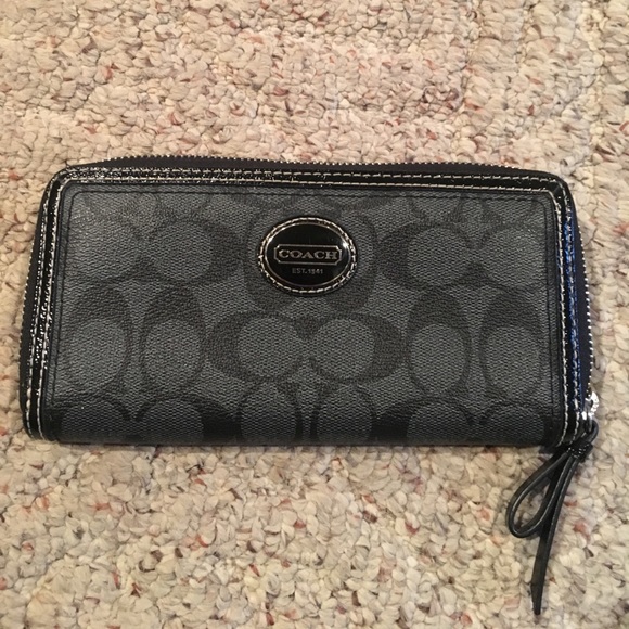 Coach | Bags | Authentic Coach Wallet | Poshmark